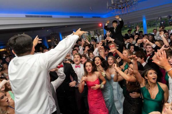 Bar Mitzvah, Sweet 16 & Prom Venue | Brooklake Events NJ